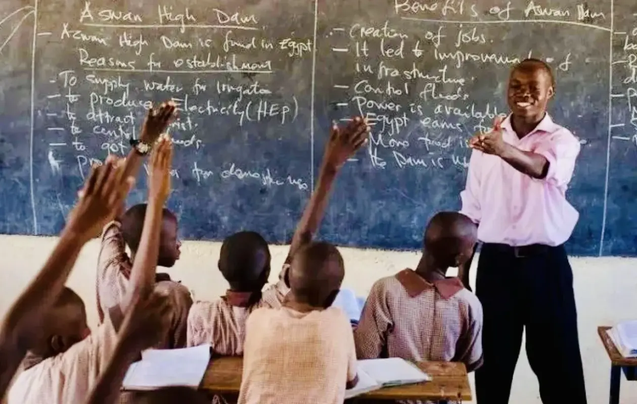 RENDONS À L'ÉCOLE PUBLIQUE SA DIGNITE PERDUE (Par Dr Mbaye D... | Seneweb