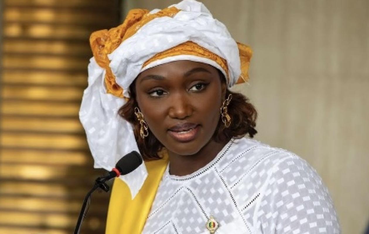 "NIAKHTOU NATIONAL" : L'appel du leader Anta Babacar Ngom | Seneweb