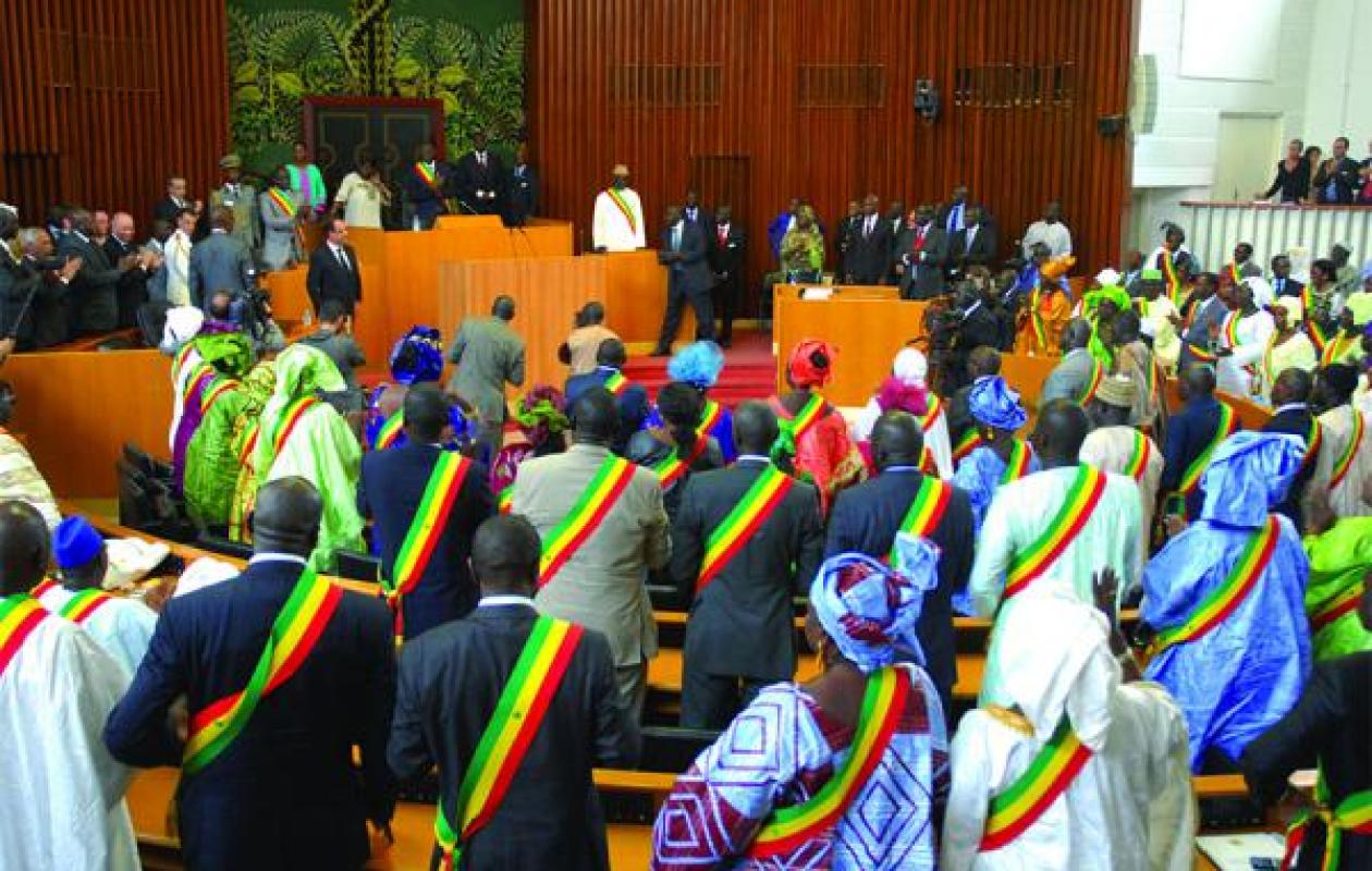 Dette du Sénégal : les députés Pastef persistent et signent | Seneweb
