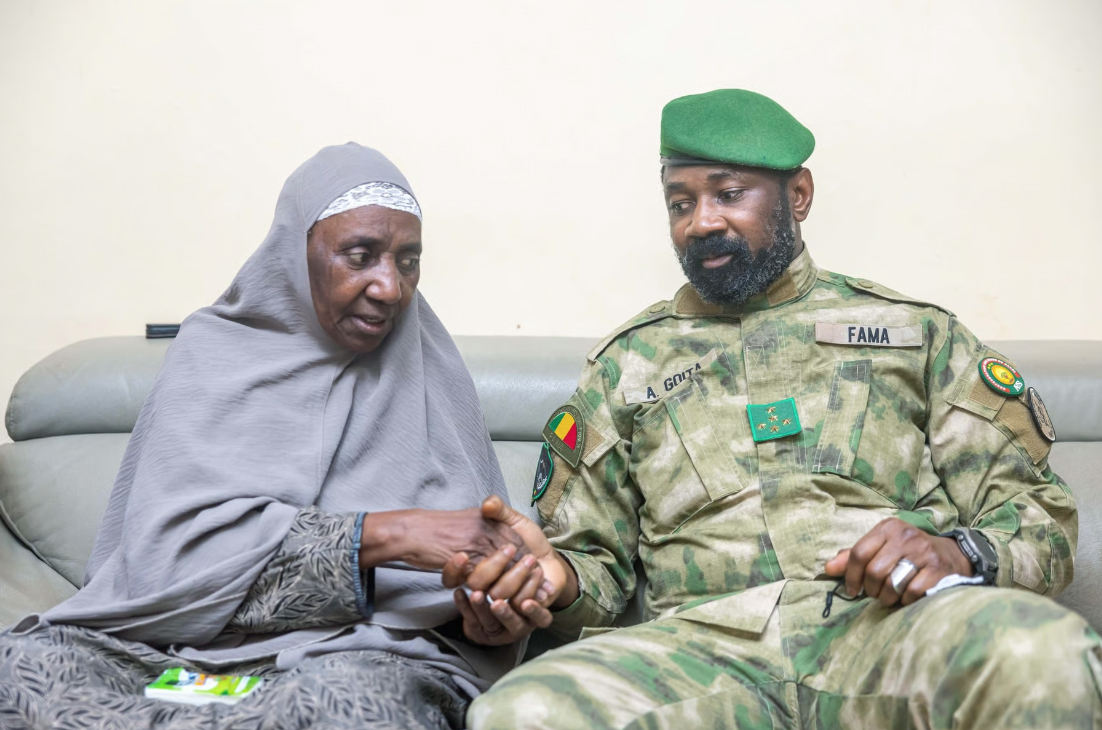 Attaques au Mali : Assimi Goïta au chevet des blessés et aup... | Seneweb