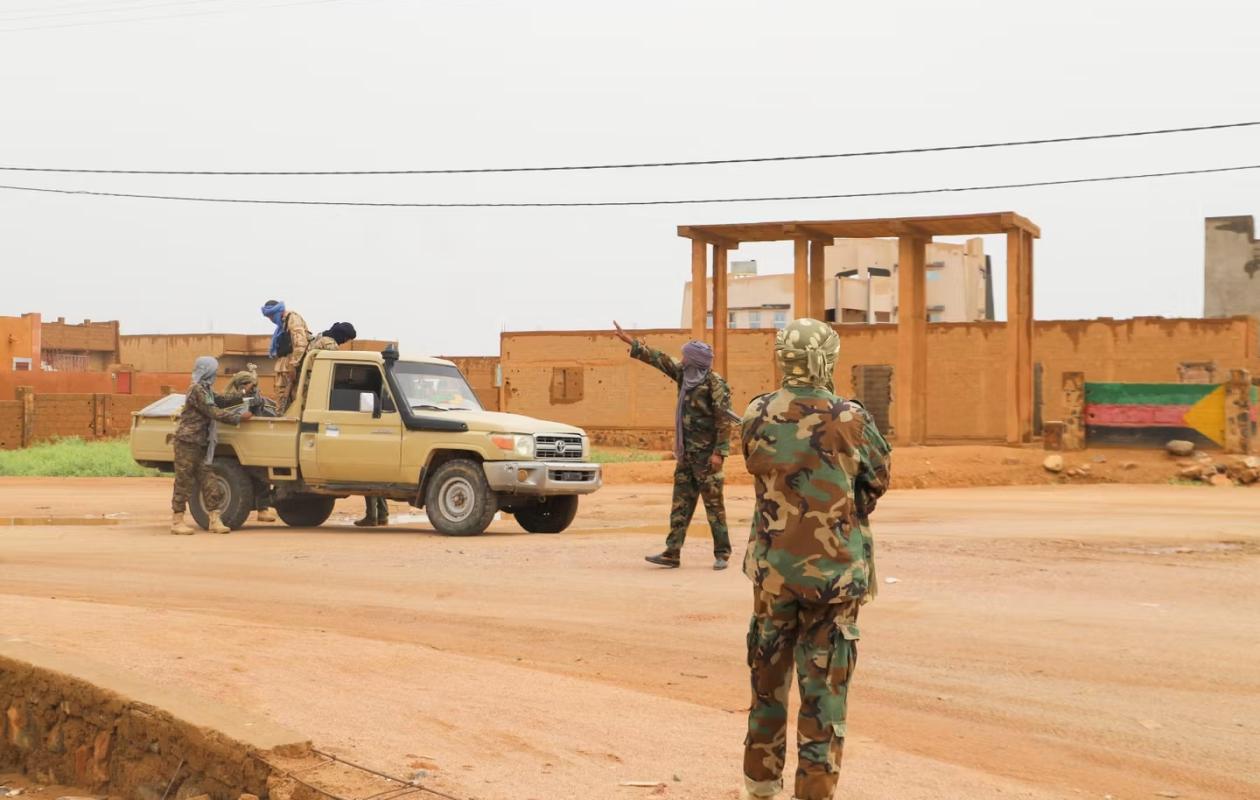 Mali: l'armée abandonne des positions dans la région de Gao... | Seneweb