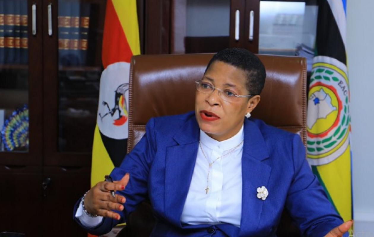 En Ouganda, la puissante présidente du Parlement, à la sompt... | Seneweb